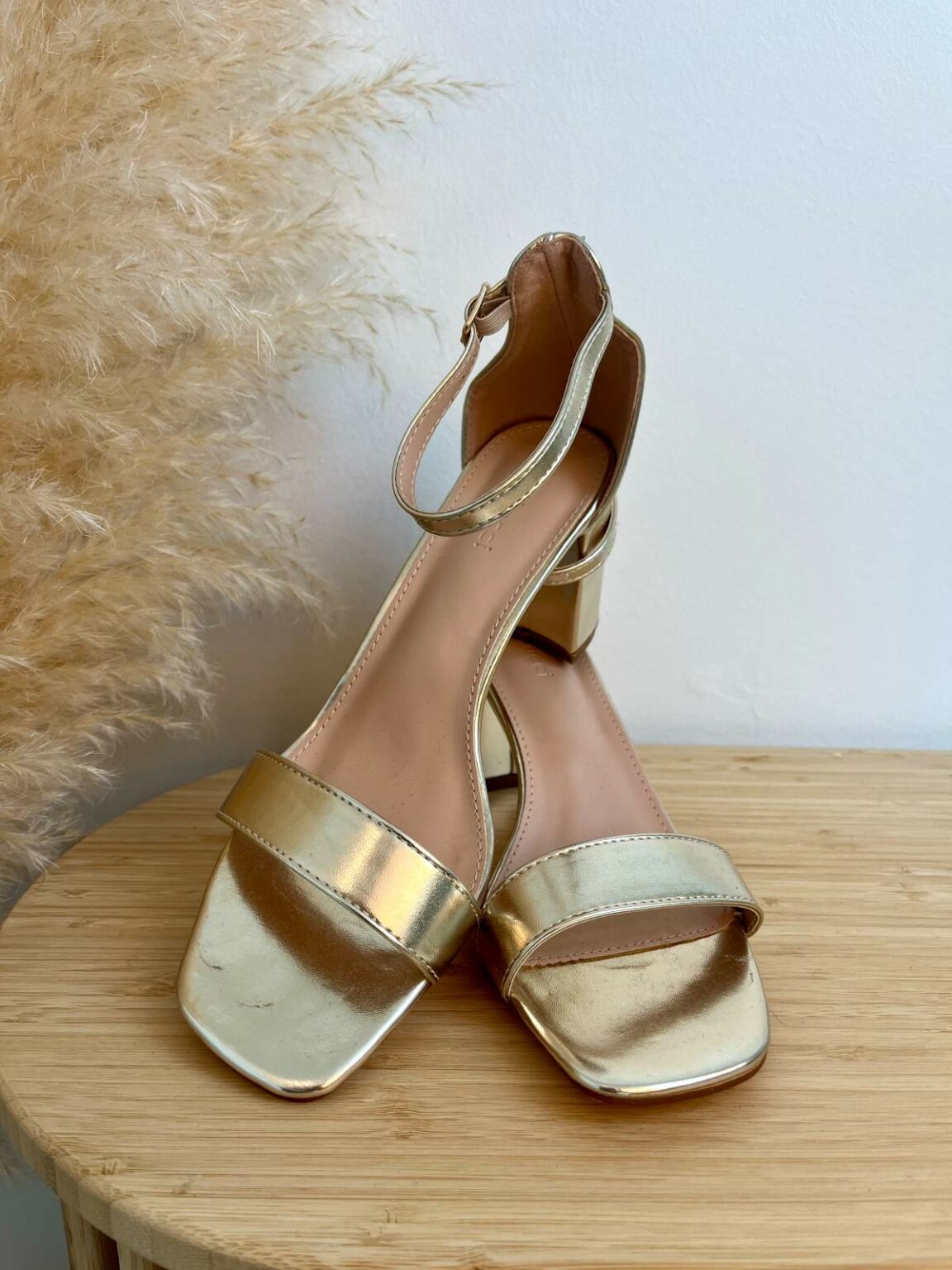 Berella, vêtements de mode, prêt-à-porter et accessoires pour femme